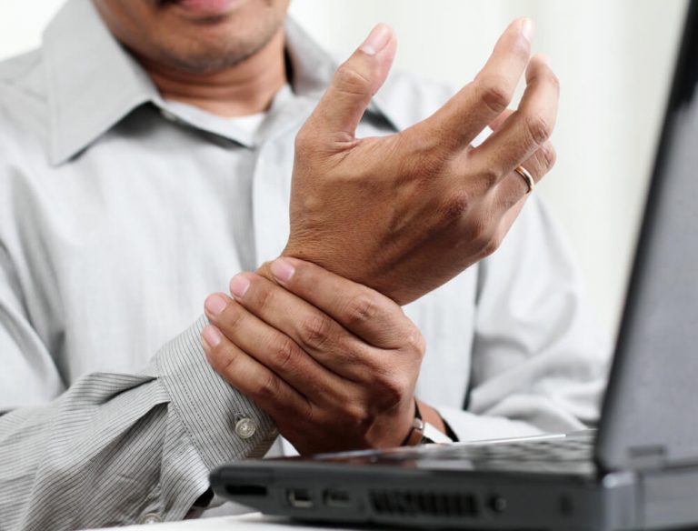 Causes and Symptoms of Reactive Arthritis | Complete Care Health Center